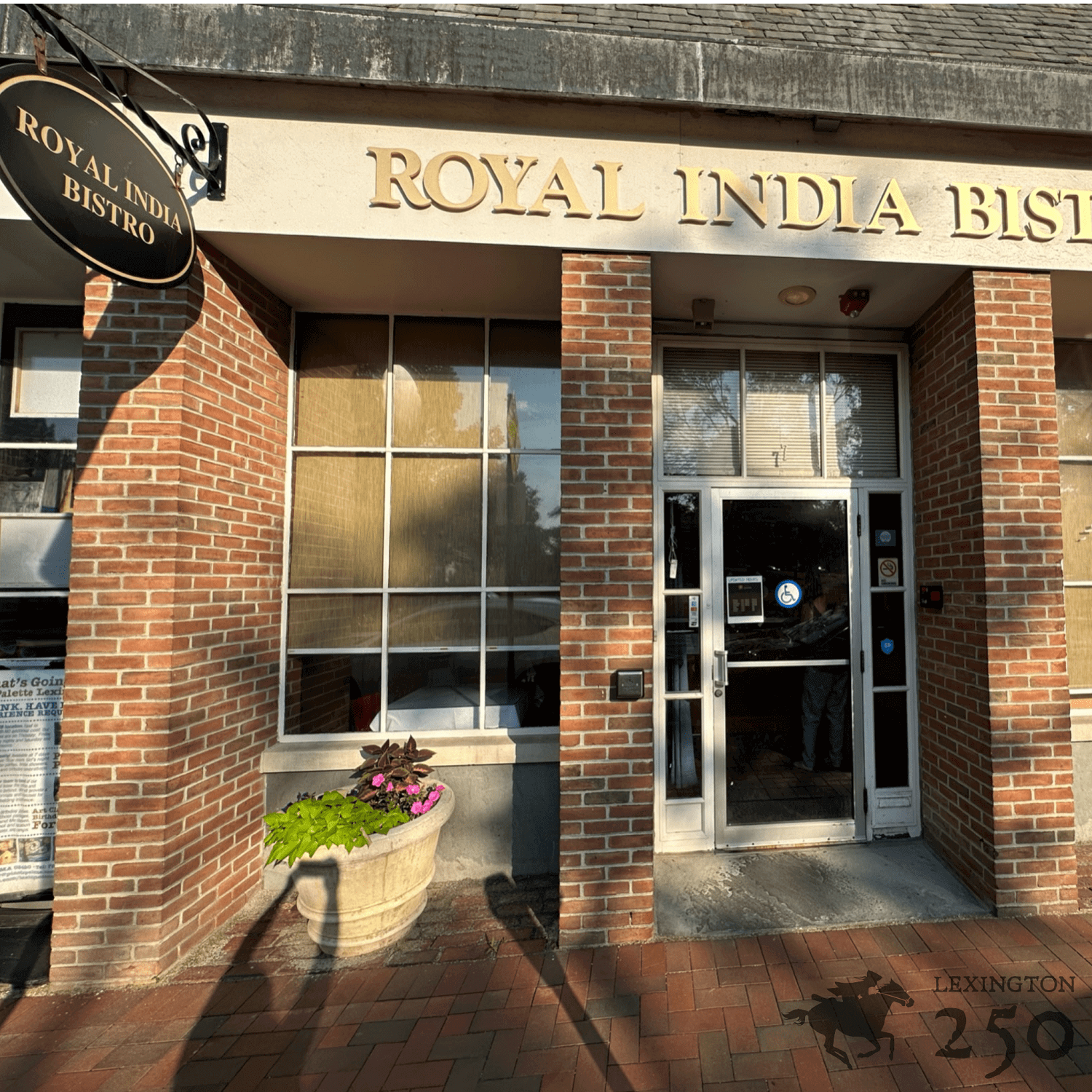 Royal India Bistro - Lexington 250